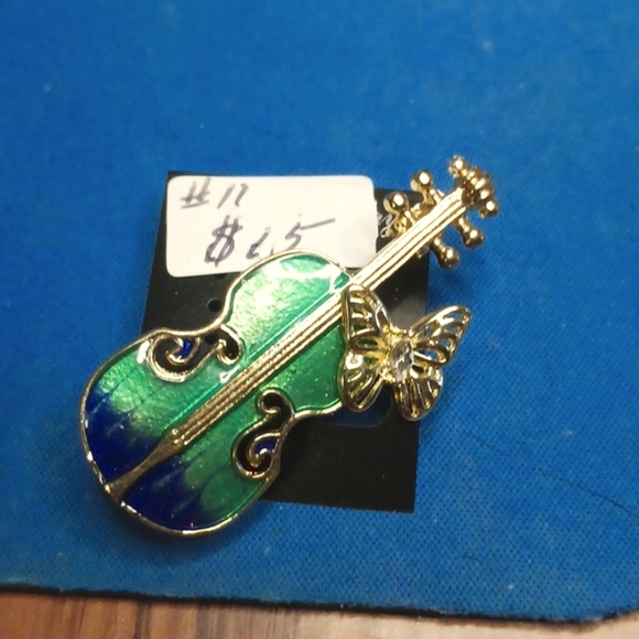 Jewelry | Chello With Blue And Green Colors And A Butterfly | Poshmark